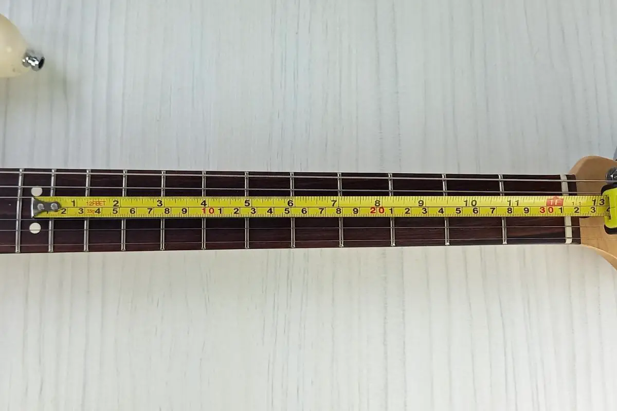 Guitar Scale Length Explained Easy Beginners Guide Roundtable Audio